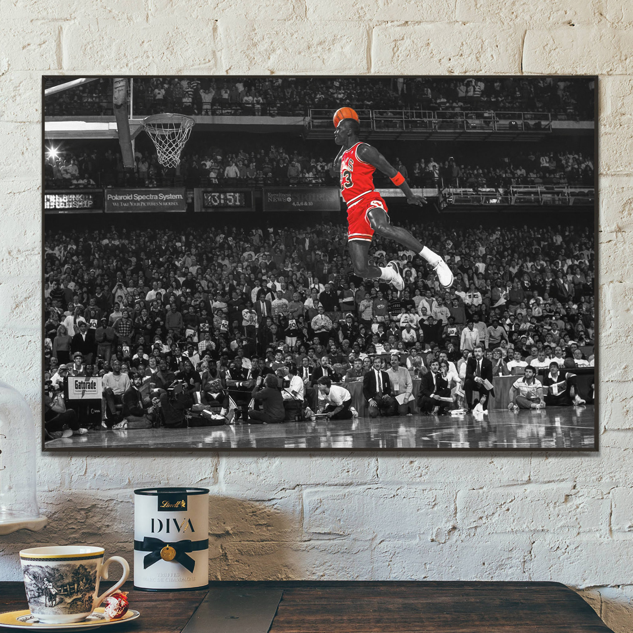 Michael Jordan Flying Dunk Man Slam Dunk Canvas - REVER LAVIE